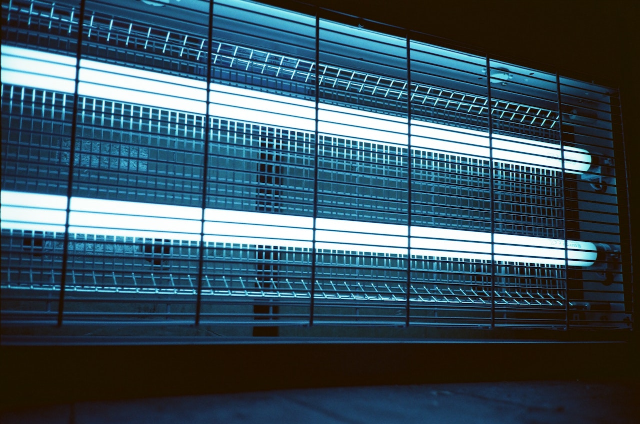 How Long Do Fluorescent Bulbs Last? - light.style